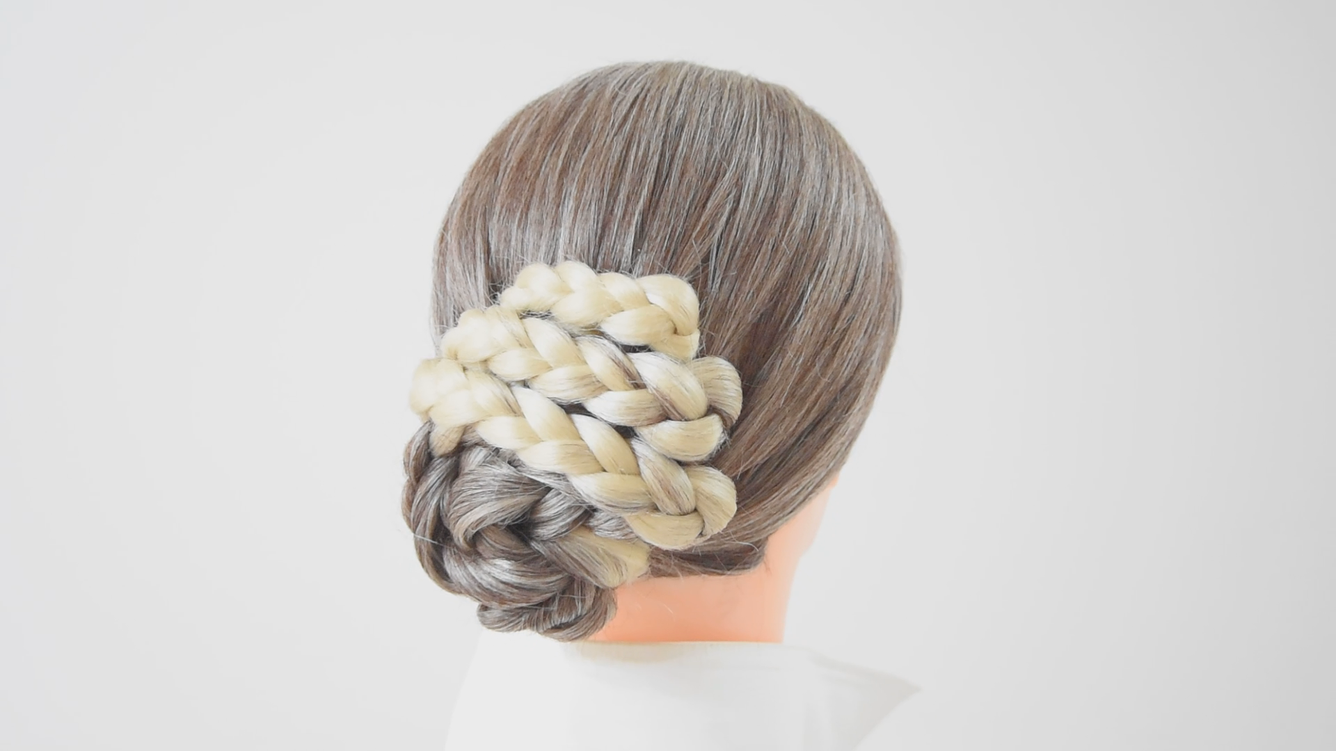 Acconciature BELLE con trecce per capelli lunghi | ArgenteaLo